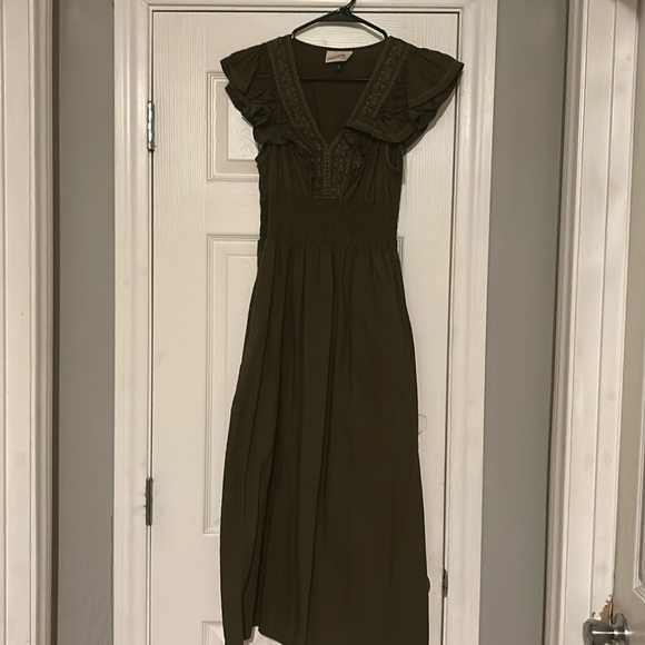 Universal Thread | Dresses | Universal Thread Green Dress | Poshmark